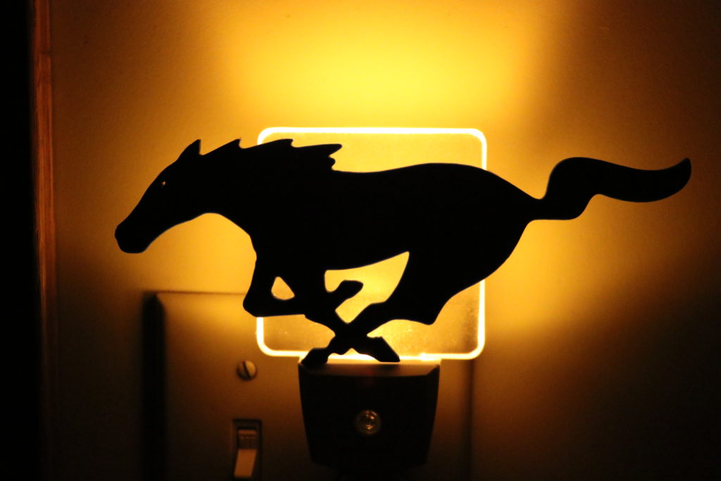 DIY 3D Printed Ford Mustang Emblem Night Light Design - Inventor Boy